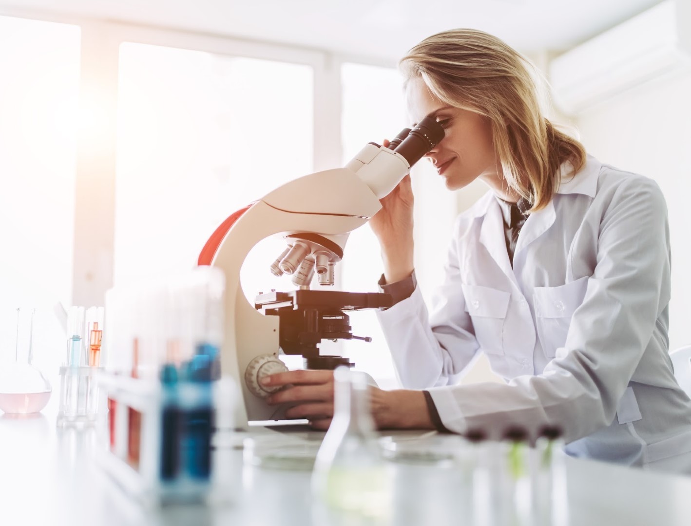 Laboratorijska dijagnostika štitnjače u 90 minuta | Specijalna bolnica ...